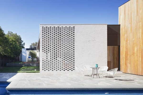 Hit & Miss Screen Walls – Island Block Pavers